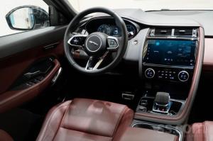 Balts Jaguar E-Pace 2024 Rīga, ar dzinēja tilpumu 2.00 L un nobraukumu 33 tūkst. km par 35990 €, foto 12 vietnē AUTOMOTO.COM.LV