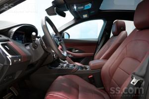 Balts Jaguar E-Pace 2024 Rīga, ar dzinēja tilpumu 2.00 L un nobraukumu 33 tūkst. km par 35990 €, foto 13 vietnē AUTOMOTO.COM.LV