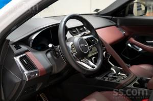 Balts Jaguar E-Pace 2024 Rīga, ar dzinēja tilpumu 2.00 L un nobraukumu 33 tūkst. km par 35990 €, foto 16 vietnē AUTOMOTO.COM.LV