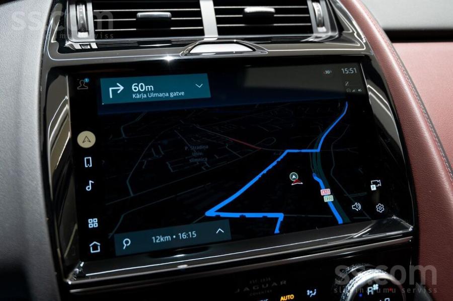 Balts Jaguar E-Pace 2024 Rīga, ar dzinēja tilpumu 2.00 L un nobraukumu 33 tūkst. km par 35990 €, foto 26 vietnē AUTOMOTO.COM.LV