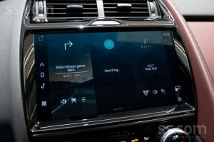 Balts Jaguar E-Pace 2024 Rīga, ar dzinēja tilpumu 2.00 L un nobraukumu 33 tūkst. km par 35990 €, foto 27 vietnē AUTOMOTO.COM.LV