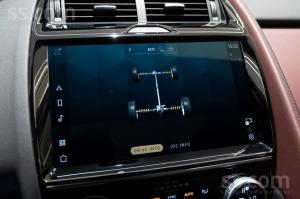 Balts Jaguar E-Pace 2024 Rīga, ar dzinēja tilpumu 2.00 L un nobraukumu 33 tūkst. km par 35990 €, foto 29 vietnē AUTOMOTO.COM.LV