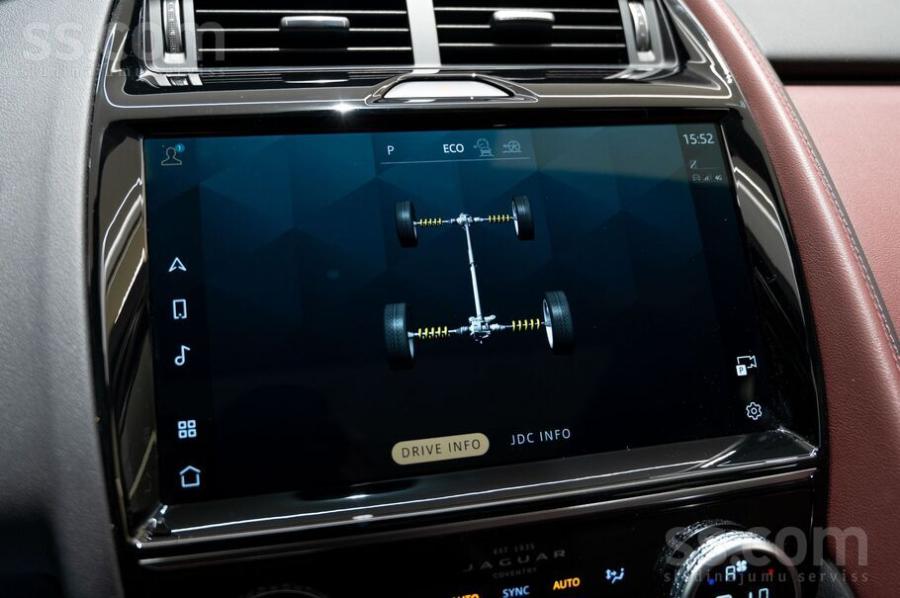 Balts Jaguar E-Pace 2024 Rīga, ar dzinēja tilpumu 2.00 L un nobraukumu 33 tūkst. km par 35990 €, foto 29 vietnē AUTOMOTO.COM.LV