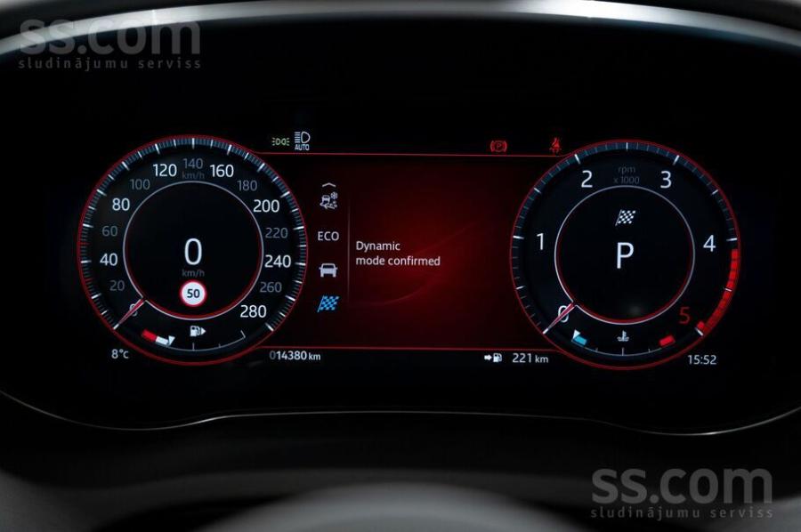 Balts Jaguar E-Pace 2024 Rīga, ar dzinēja tilpumu 2.00 L un nobraukumu 33 tūkst. km par 35990 €, foto 32 vietnē AUTOMOTO.COM.LV