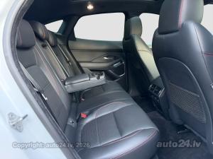 Белый Ягуар E-Pace 2018 в Пярну, объемом двигателя 2.00 л и пробегом 159 тыс. км за 19990 €, фото 8 на AUTOMOTO.COM.LV
