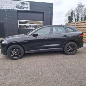 Melns Jaguar F-Pace 2016 Pakruojis, ar dzinēja tilpumu 2.00 L un nobraukumu 159 tūkst. km par 7500 €, foto  vietnē AUTOMOTO.COM.LV
