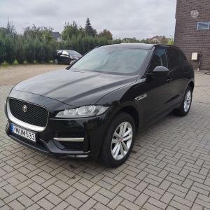 Melns Jaguar F-Pace 2016 Panevēža, ar dzinēja tilpumu 2.00 L un nobraukumu 160 tūkst. km par 11200 €, foto 9 vietnē AUTOMOTO.COM.LV