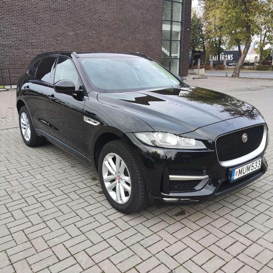 Melns Jaguar F-Pace 2016 Panevēža, ar dzinēja tilpumu 2.00 L un nobraukumu 160 tūkst. km par 11200 €, foto 11 vietnē AUTOMOTO.COM.LV