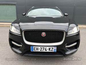Black Jaguar F-Pace 2016 in Tallinn, with an engine capacity of 2.00 L and mileage of 128 thousand km for 14790 €, photo 3 on AUTOMOTO.COM.LV