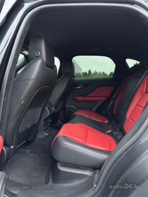 Black Jaguar F-Pace 2016 in Tallinn, with an engine capacity of 2.00 L and mileage of 128 thousand km for 14790 €, photo 14 on AUTOMOTO.COM.LV