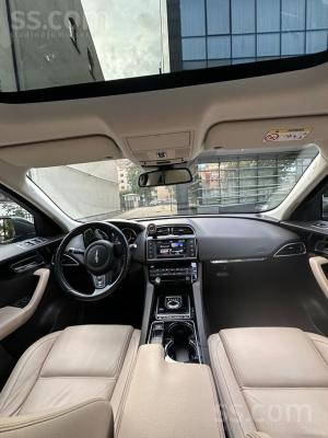 Melns Jaguar F-Pace 2016 Rīga, ar dzinēja tilpumu 2.00 L un nobraukumu 123 tūkst. km par 17000 €, foto 6 vietnē AUTOMOTO.COM.LV