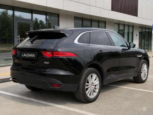 Melns Jaguar F-Pace 2016 Viļņa, ar dzinēja tilpumu 2.00 L un nobraukumu 155 tūkst. km par 11900 €, foto 8 vietnē AUTOMOTO.COM.LV