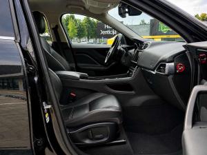 Melns Jaguar F-Pace 2016 Viļņa, ar dzinēja tilpumu 2.00 L un nobraukumu 155 tūkst. km par 11900 €, foto 16 vietnē AUTOMOTO.COM.LV