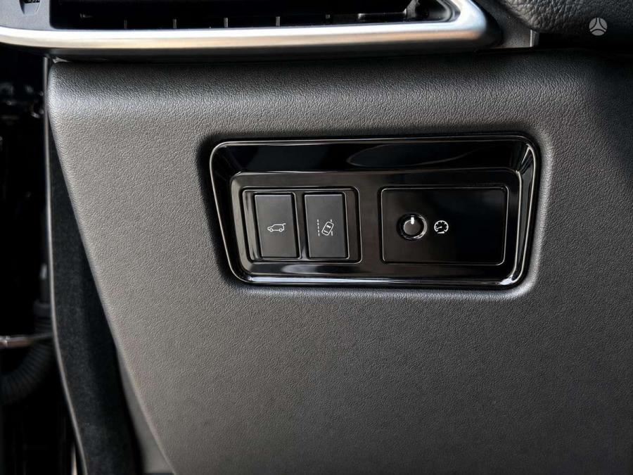 Melns Jaguar F-Pace 2016 Viļņa, ar dzinēja tilpumu 2.00 L un nobraukumu 155 tūkst. km par 11900 €, foto 19 vietnē AUTOMOTO.COM.LV