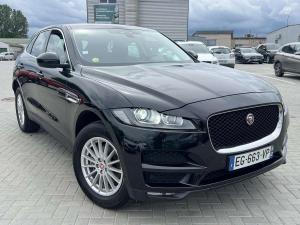 Black Jaguar F-Pace 2016 in Taurage, with an engine capacity of 2.00 L and mileage of 162 thousand km for 10300 €, photo 4 on AUTOMOTO.COM.LV