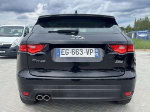 Black Jaguar F-Pace 2016 in Taurage, with an engine capacity of 2.00 L and mileage of 162 thousand km for 10300 €, photo 7 on AUTOMOTO.COM.LV