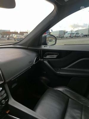 Melns Jaguar F-Pace 2016 Klaipėda, ar dzinēja tilpumu 2.00 L un nobraukumu 157 tūkst. km par 13700 €, foto 11 vietnē AUTOMOTO.COM.LV