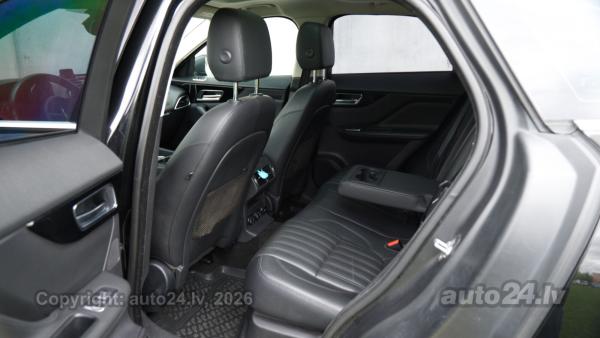 Melns Jaguar F-Pace 2016 Tallina, ar dzinēja tilpumu 2.00 L un nobraukumu 0 tūkst. km par 14999 €, foto 11 vietnē AUTOMOTO.COM.LV