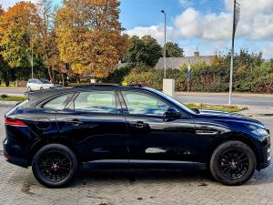 Melns Jaguar F-Pace 2016 Tauragė, ar dzinēja tilpumu 2.00 L un nobraukumu 207 tūkst. km par 7900 €, foto 5 vietnē AUTOMOTO.COM.LV
