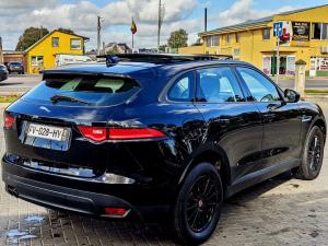 Melns Jaguar F-Pace 2016 Tauragė, ar dzinēja tilpumu 2.00 L un nobraukumu 207 tūkst. km par 7900 €, foto 6 vietnē AUTOMOTO.COM.LV