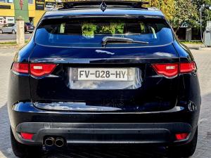 Melns Jaguar F-Pace 2016 Tauragė, ar dzinēja tilpumu 2.00 L un nobraukumu 207 tūkst. km par 7900 €, foto 7 vietnē AUTOMOTO.COM.LV