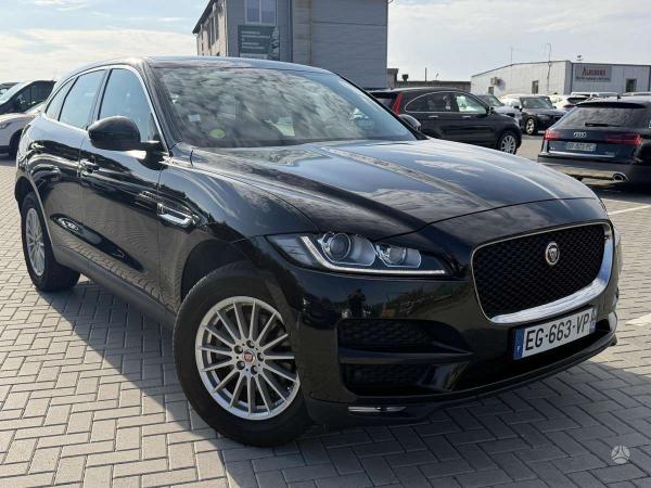 Jaguar F-Pace 2016 in Taurage on AUTOMOTO.COM.LV Black Jaguar F-Pace 2016 in Taurage, with an engine capacity of 2.00 L and mileage of 163 thousand km for 9999 €, photo 3 on AUTOMOTO.COM.LV