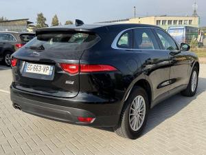 Black Jaguar F-Pace 2016 in Taurage, with an engine capacity of 2.00 L and mileage of 163 thousand km for 9999 €, photo 4 on AUTOMOTO.COM.LV