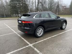 Melns Jaguar F-Pace 2017 Rīga, ar dzinēja tilpumu 2.00 L un nobraukumu 250 tūkst. km par 16500 €, foto 9 vietnē AUTOMOTO.COM.LV