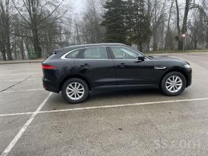 Melns Jaguar F-Pace 2017 Rīga, ar dzinēja tilpumu 2.00 L un nobraukumu 250 tūkst. km par 16500 €, foto 10 vietnē AUTOMOTO.COM.LV