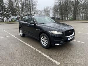 Melns Jaguar F-Pace 2017 Rīga, ar dzinēja tilpumu 2.00 L un nobraukumu 250 tūkst. km par 16500 €, foto 11 vietnē AUTOMOTO.COM.LV