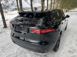 Melns Jaguar F-Pace 2017 Alīta, ar dzinēja tilpumu 2.00 L un nobraukumu 137 tūkst. km par 11999 €, foto 11 vietnē AUTOMOTO.COM.LV