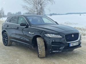 Black Jaguar F-Pace 2017 in Plunge, with an engine capacity of 2.00 L and mileage of 175 thousand km for 16500 €, photo 3 on AUTOMOTO.COM.LV