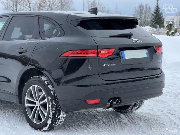 Black Jaguar F-Pace 2017 in Taurage, with an engine capacity of 2.00 L and mileage of 145 thousand km for 12400 €, photo 9 on AUTOMOTO.COM.LV