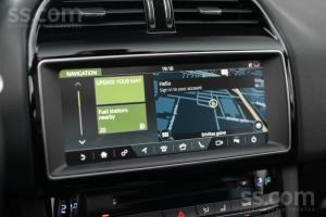 Black Jaguar F-Pace 2017 in Riga, with an engine capacity of 2.00 L and mileage of 214 thousand km for 13990 €, photo 24 on AUTOMOTO.COM.LV
