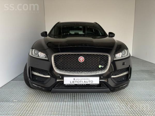 Melns Jaguar F-Pace 2017 Rīga, ar dzinēja tilpumu 2.00 L un nobraukumu 192 tūkst. km par 10550 €, foto 2 vietnē AUTOMOTO.COM.LV