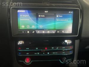 Black Jaguar F-Pace 2017 in Riga, with an engine capacity of 2.00 L and mileage of 192 thousand km for 10550 €, photo 13 on AUTOMOTO.COM.LV