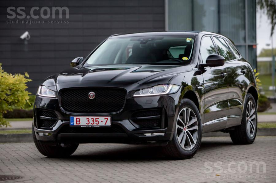 Black Jaguar F-Pace 2017 in Jelgava, with an engine capacity of 2.00 L and mileage of 0 thousand km for 10990 €, photo 4 on AUTOMOTO.COM.LV