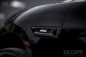 Black Jaguar F-Pace 2017 in Jelgava, with an engine capacity of 2.00 L and mileage of 0 thousand km for 10990 €, photo 15 on AUTOMOTO.COM.LV