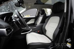 Black Jaguar F-Pace 2017 in Jelgava, with an engine capacity of 2.00 L and mileage of 0 thousand km for 10990 €, photo 19 on AUTOMOTO.COM.LV