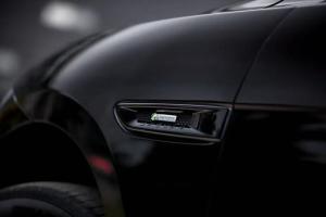Black Jaguar F-Pace 2017 in Jelgava, with an engine capacity of 2.00 L and mileage of 150 thousand km for 10990 €, photo 15 on AUTOMOTO.COM.LV