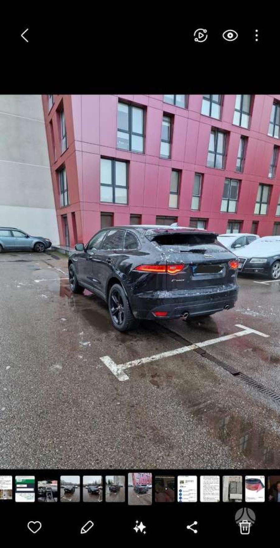 Black Jaguar F-Pace 2017 in Kaunas, with an engine capacity of 2.00 L and mileage of 181 thousand km for 11500 €, photo 3 on AUTOMOTO.COM.LV