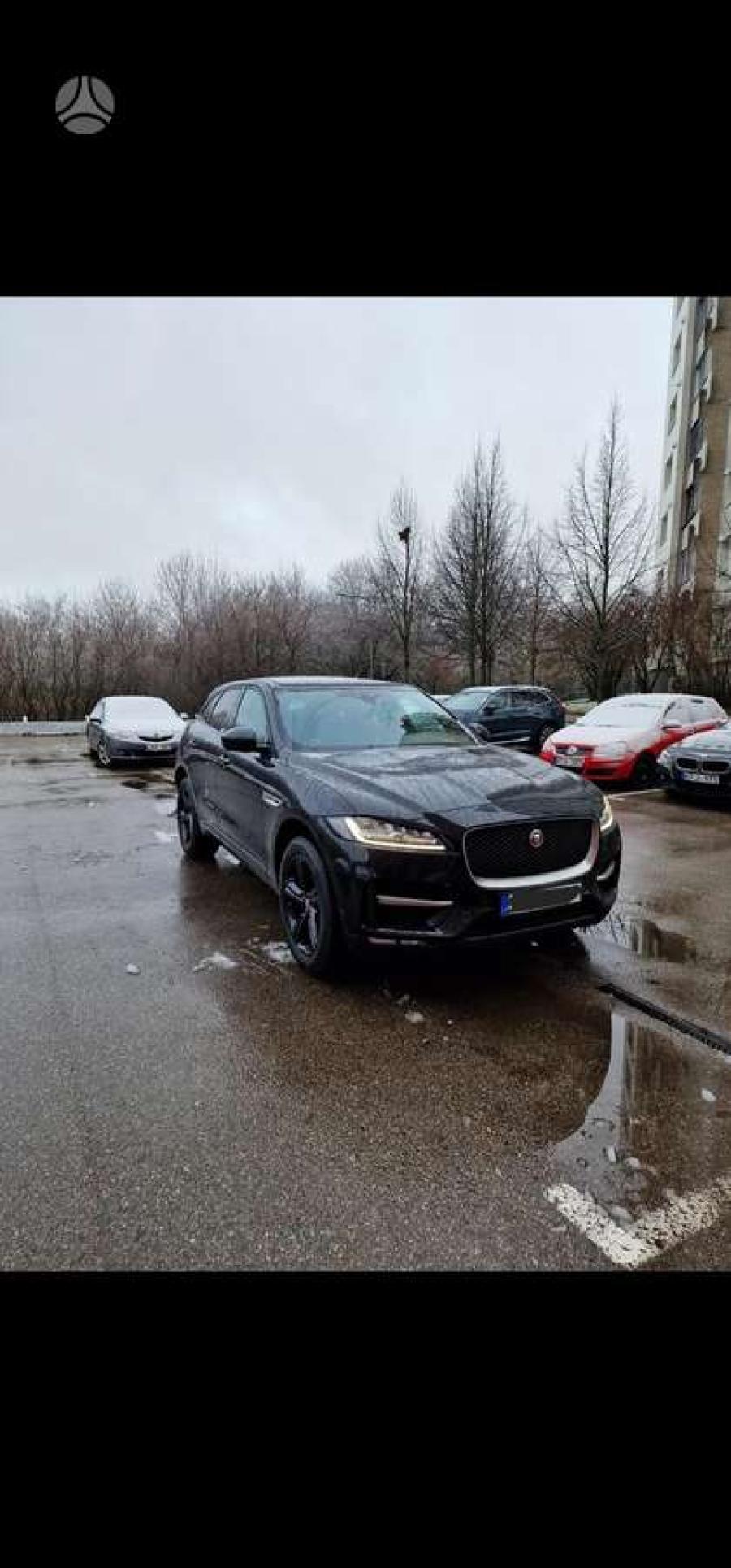 Black Jaguar F-Pace 2017 in Kaunas, with an engine capacity of 2.00 L and mileage of 181 thousand km for 11500 €, photo 5 on AUTOMOTO.COM.LV