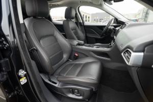 Melns Jaguar F-Pace 2017 Rīga, ar dzinēja tilpumu 2.00 L un nobraukumu 214 tūkst. km par 13550 €, foto 29 vietnē AUTOMOTO.COM.LV