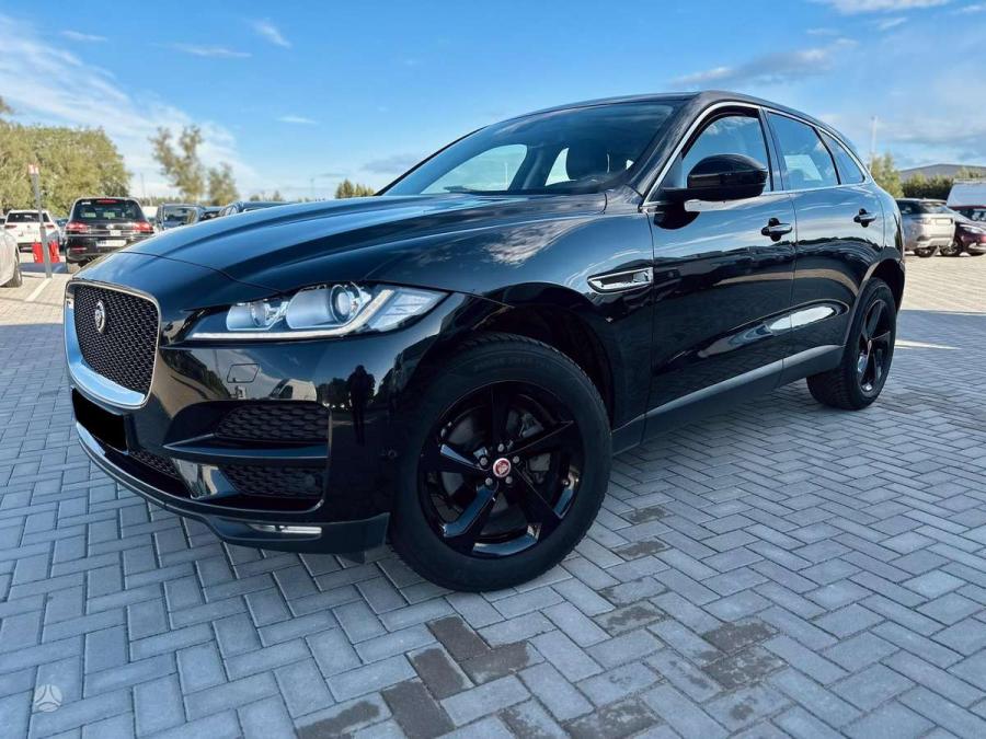 Melns Jaguar F-Pace 2017 Tauragė, ar dzinēja tilpumu 2.00 L un nobraukumu 146 tūkst. km par 9800 €, foto 1 vietnē AUTOMOTO.COM.LV