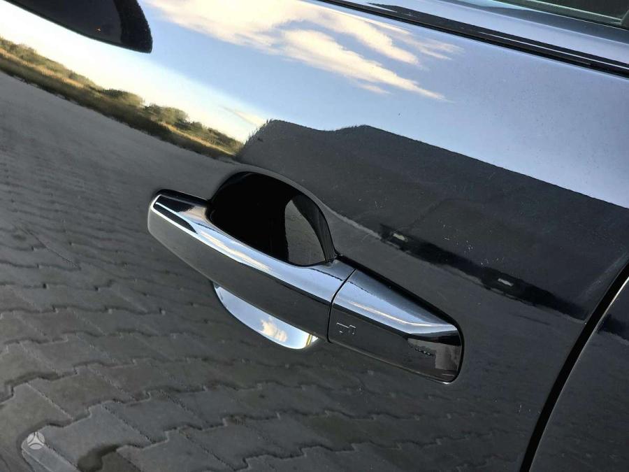 Melns Jaguar F-Pace 2017 Šauļi, ar dzinēja tilpumu 2.99 L un nobraukumu 117 tūkst. km par 15900 €, foto 16 vietnē AUTOMOTO.COM.LV