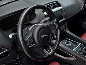Melns Jaguar F-Pace 2017 Šauļi, ar dzinēja tilpumu 2.99 L un nobraukumu 117 tūkst. km par 15900 €, foto 19 vietnē AUTOMOTO.COM.LV