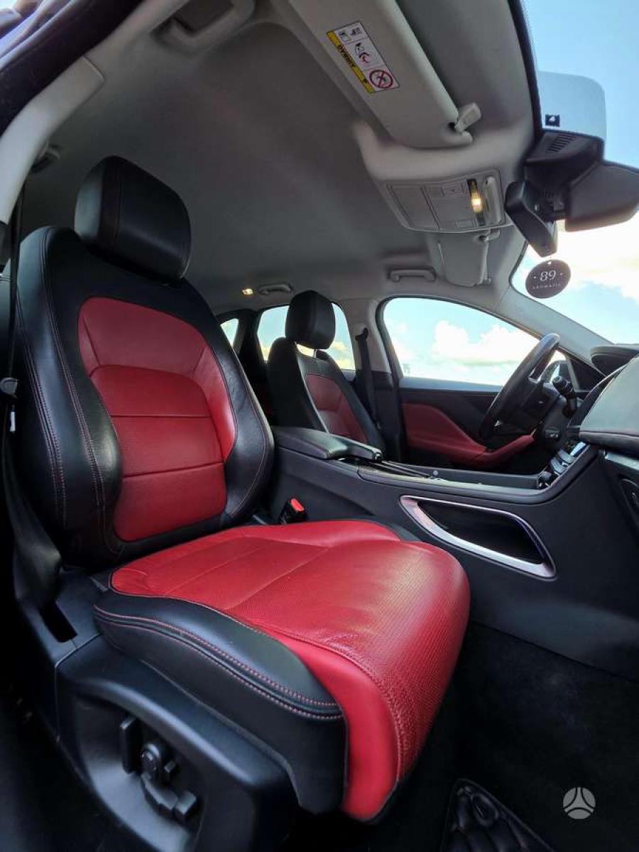 Melns Jaguar F-Pace 2017 Šauļi, ar dzinēja tilpumu 2.99 L un nobraukumu 117 tūkst. km par 15900 €, foto 22 vietnē AUTOMOTO.COM.LV