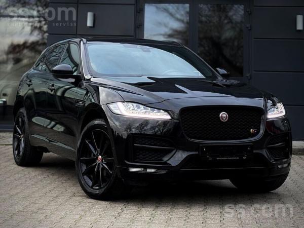 Black Jaguar F-Pace 2017 in Riga, with an engine capacity of 2.00 L and mileage of 149 thousand km for 15300 €, photo 5 on AUTOMOTO.COM.LV