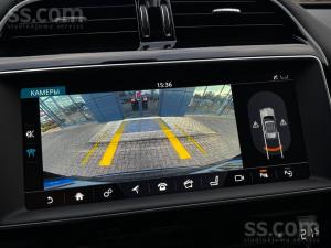 Black Jaguar F-Pace 2017 in Riga, with an engine capacity of 2.00 L and mileage of 149 thousand km for 15300 €, photo 24 on AUTOMOTO.COM.LV