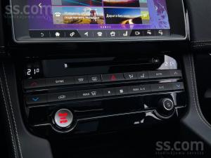 Black Jaguar F-Pace 2017 in Riga, with an engine capacity of 2.00 L and mileage of 149 thousand km for 15300 €, photo 25 on AUTOMOTO.COM.LV